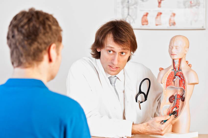 Early chemotherapy treatment can extend life by 25% for men with ...